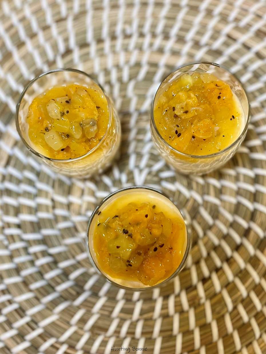 Mousse de clémentine, Brunoise de kiwi, mandarine et baies de Timut ...